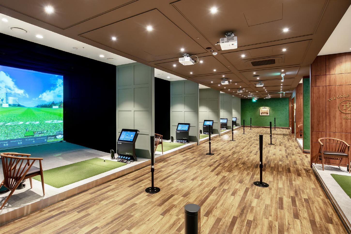 GDR GOLF 압구정 - Architecture & Interior Photo